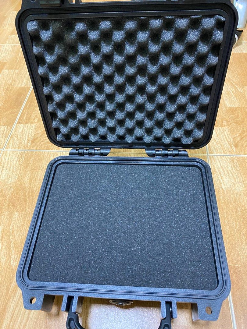 Pelican 1200 case, Photography, Photography Accessories, Dry Boxes ...