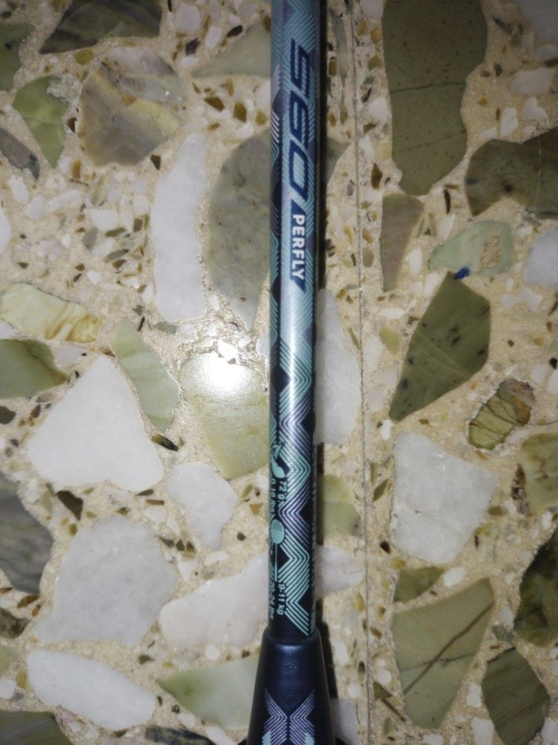 Perfly badminton racket (560 lite), Sports Equipment, Sports & Games ...