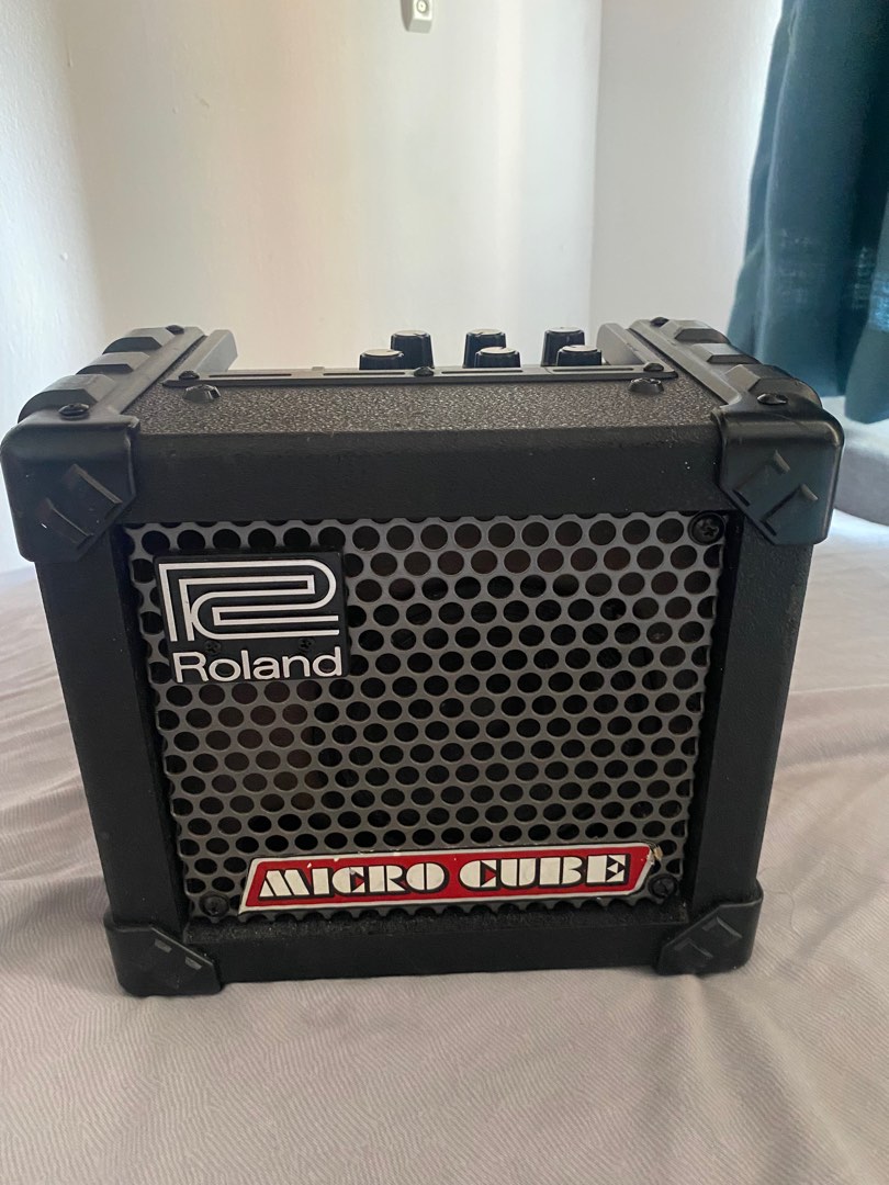 roland micro cube amplifier, 興趣及遊戲, 音樂樂器 & 配件, 樂器配件 - Carousell