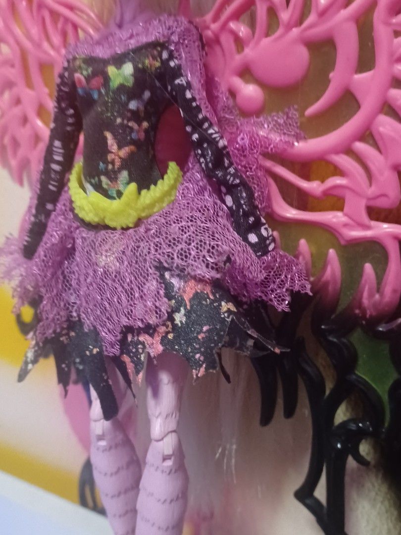 Monster High's Bonita Femur fairy skeleton moth doll on Carousell