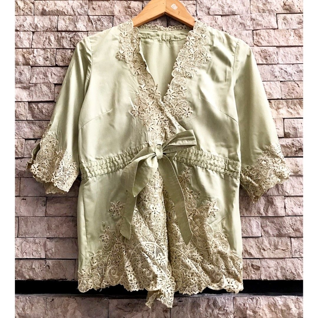 SALE EX BUTIK KEBAYA ENCIM MODERN LIST BROCADE WOMAN - ATASAN KEBAYA ...