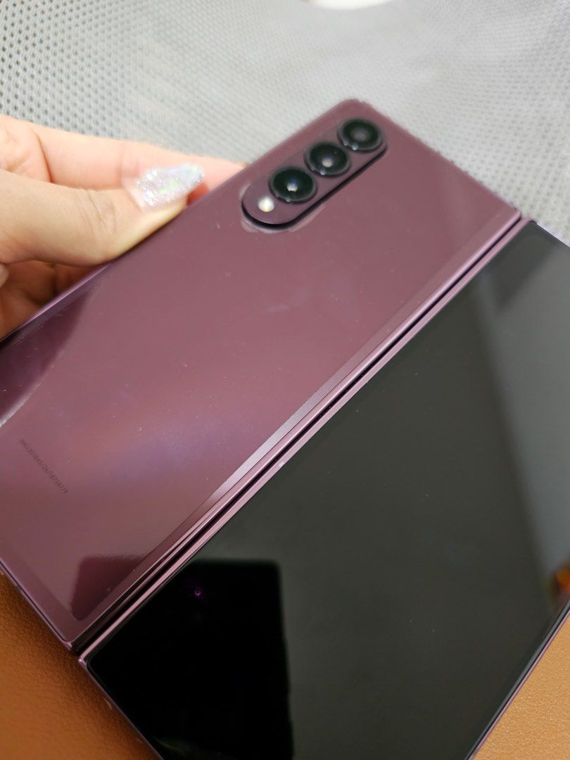 Samsung Z Fold 4 (Maroon), Mobile Phones & Gadgets, Mobile Phones ...