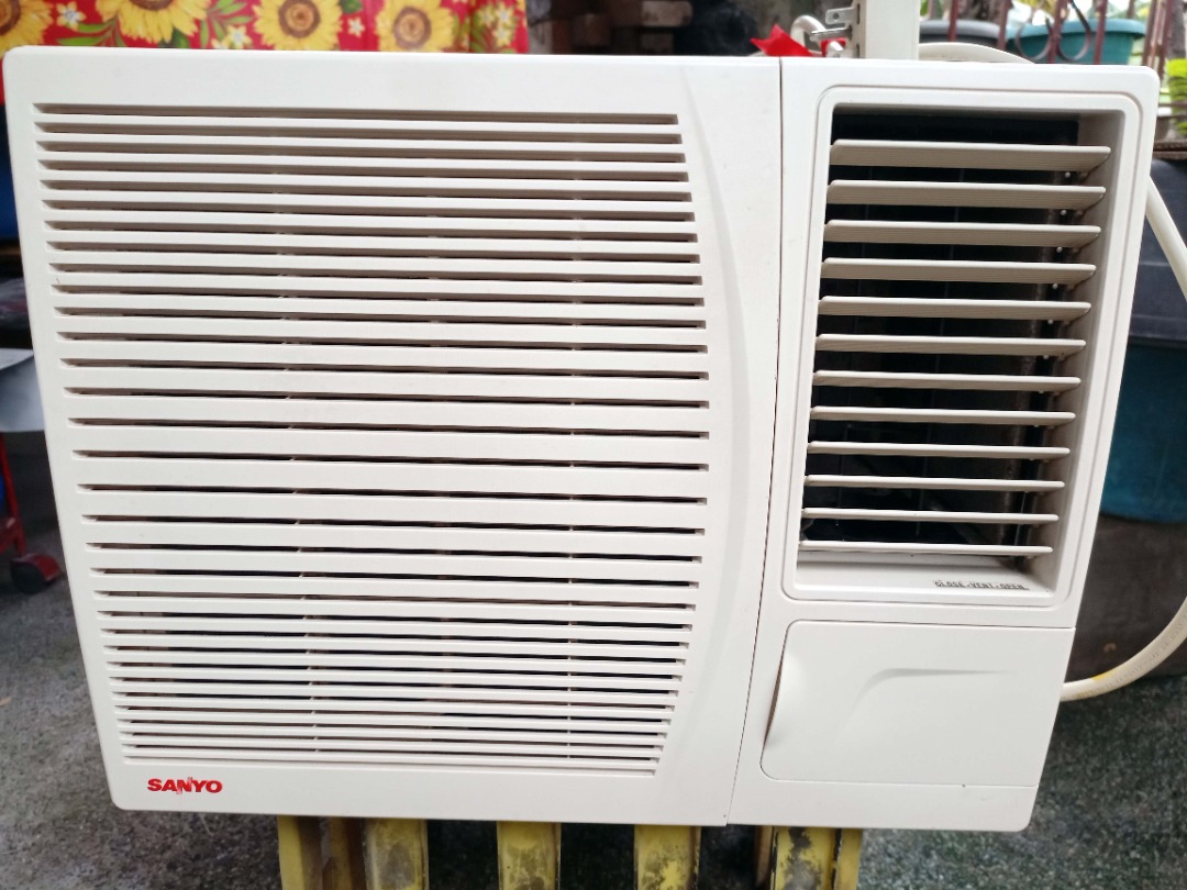 SANYO Window Type Manual Airconditioning, TV & Home Appliances, Air ...