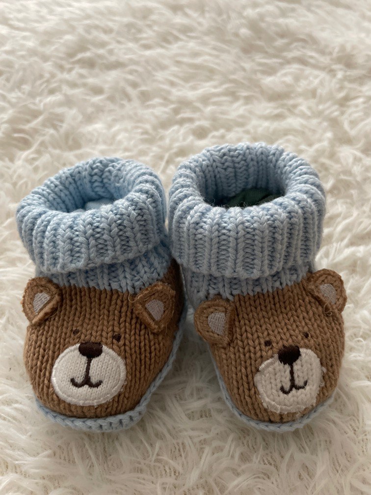 Sepatu bayi, Bayi & Anak, Baju Bayi di Carousell