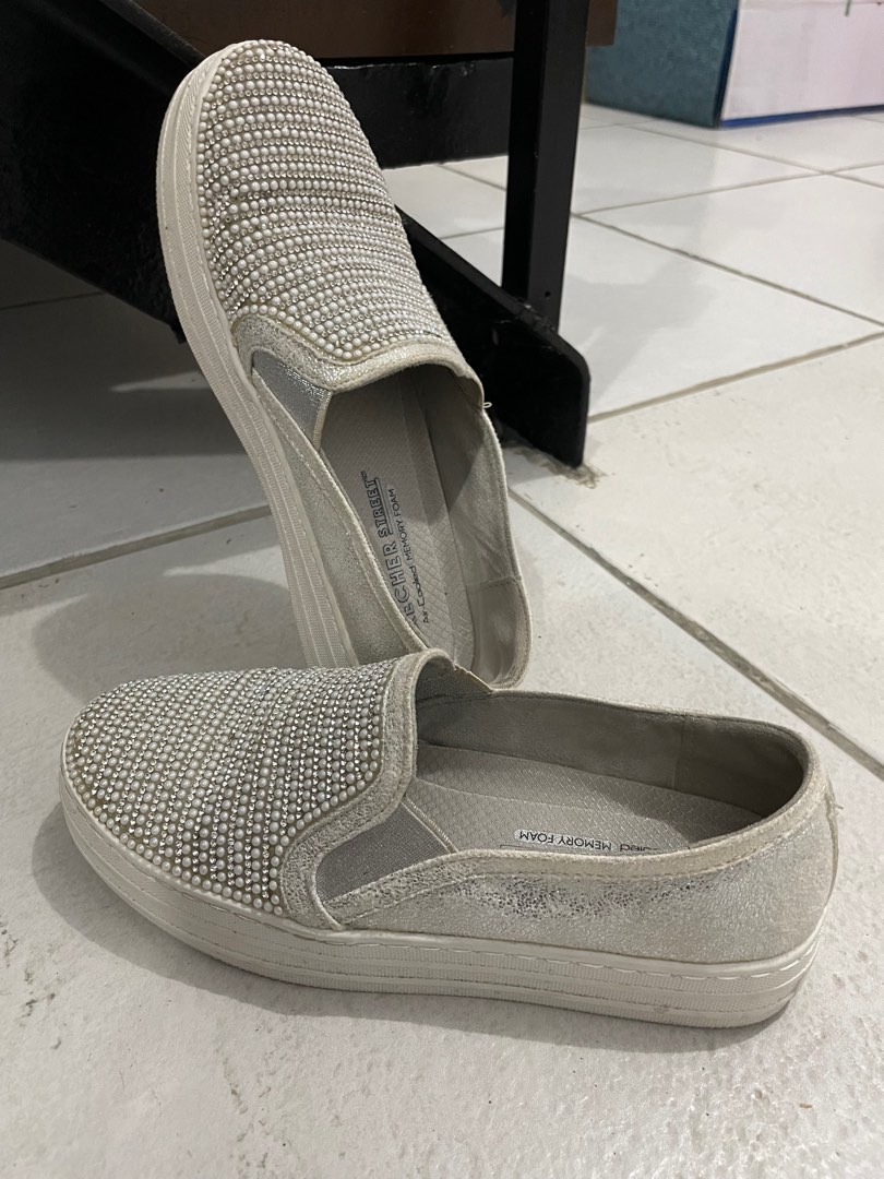 Skechers double decker slip-ons, Women's Fashion, Footwear, Sneakers on ...