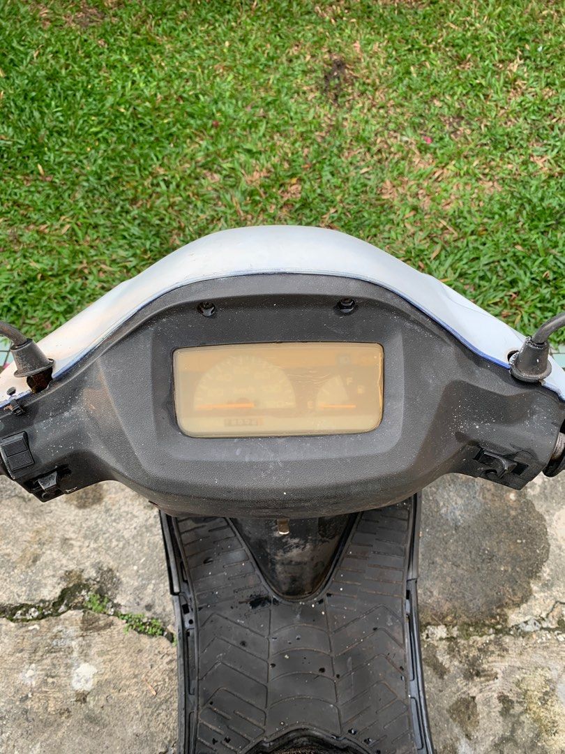 Suzuki VS150 White Machine, Motorbikes on Carousell