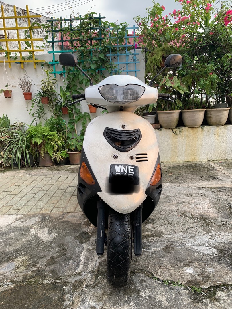 Suzuki VS150 White Machine, Motorbikes on Carousell