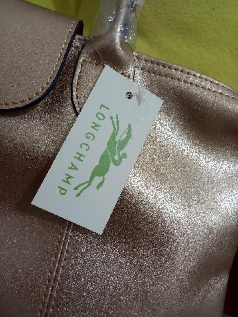 Tas LC warna Gold, Fesyen Wanita, Tas & Dompet di Carousell