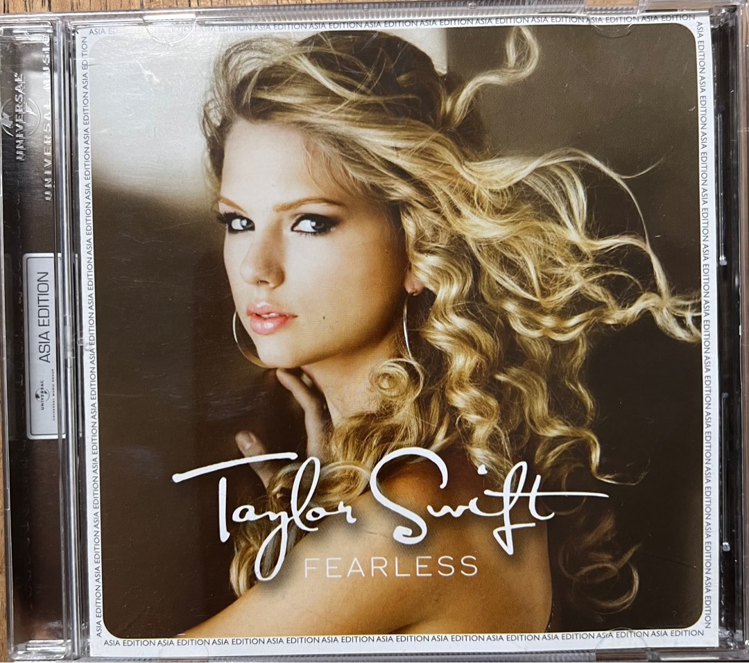 Taylor Swift CDs, Hobbies & Toys, Music & Media, CDs & DVDs on Carousell