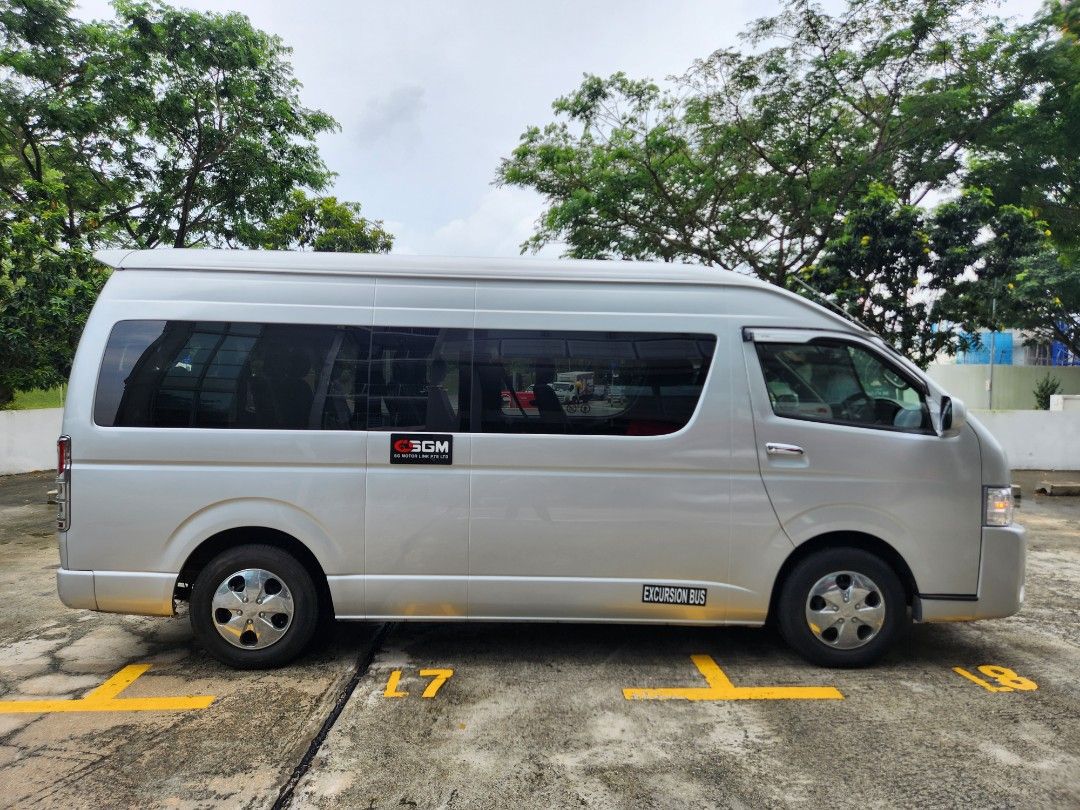 Toyota Hiace Commuter, Cars, Commercial Vehicles, Used on Carousell