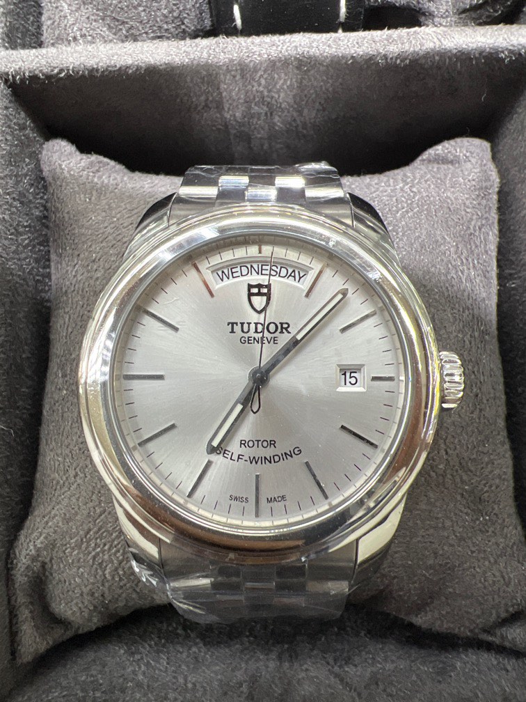 Tudor Rotor day date glamour 56000, Luxury, Watches on Carousell