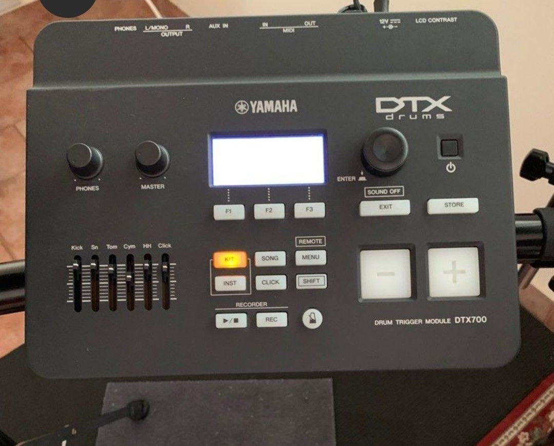 Yamaha DTX700 electronic drums, Hobbies & Toys, Music & Media, Musical ...