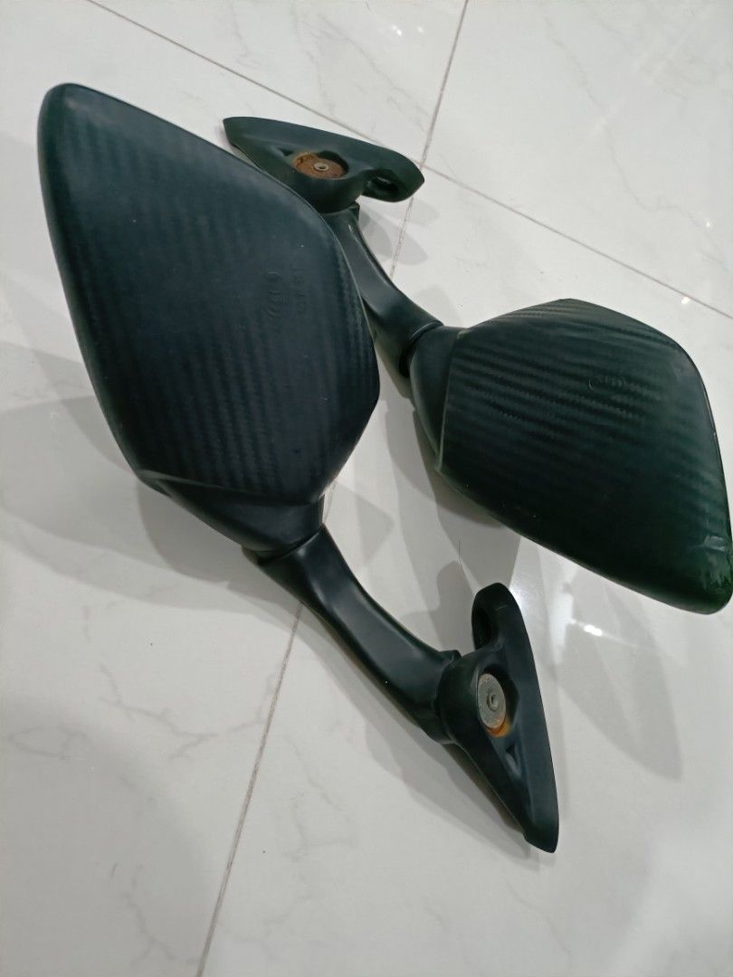 Yamaha YZF R15 V3 : Carbon Side View Mirror ( Short Handle ...