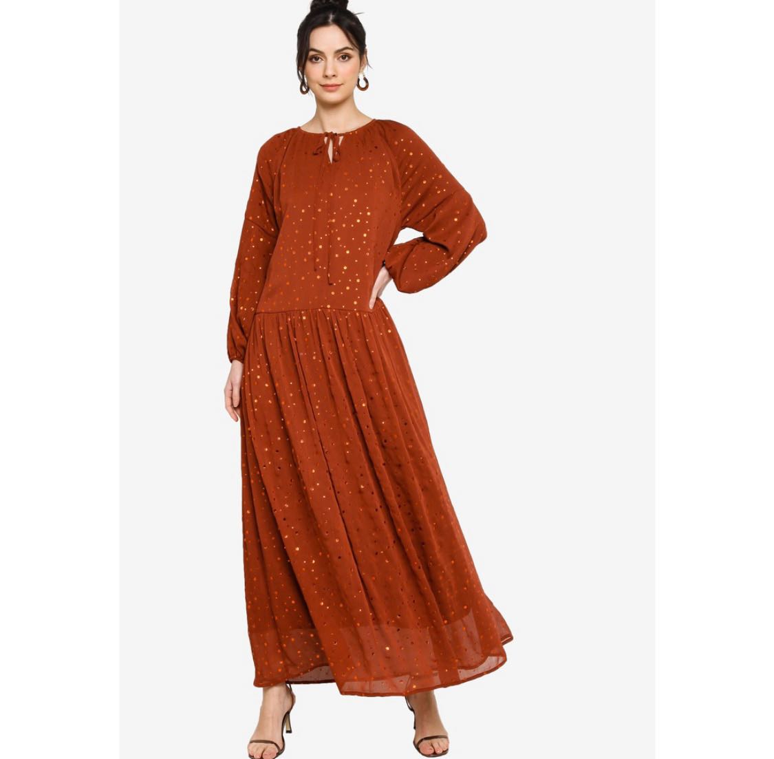 Zalia Dress, Women's Fashion, Dresses & Sets, Dresses on Carousell