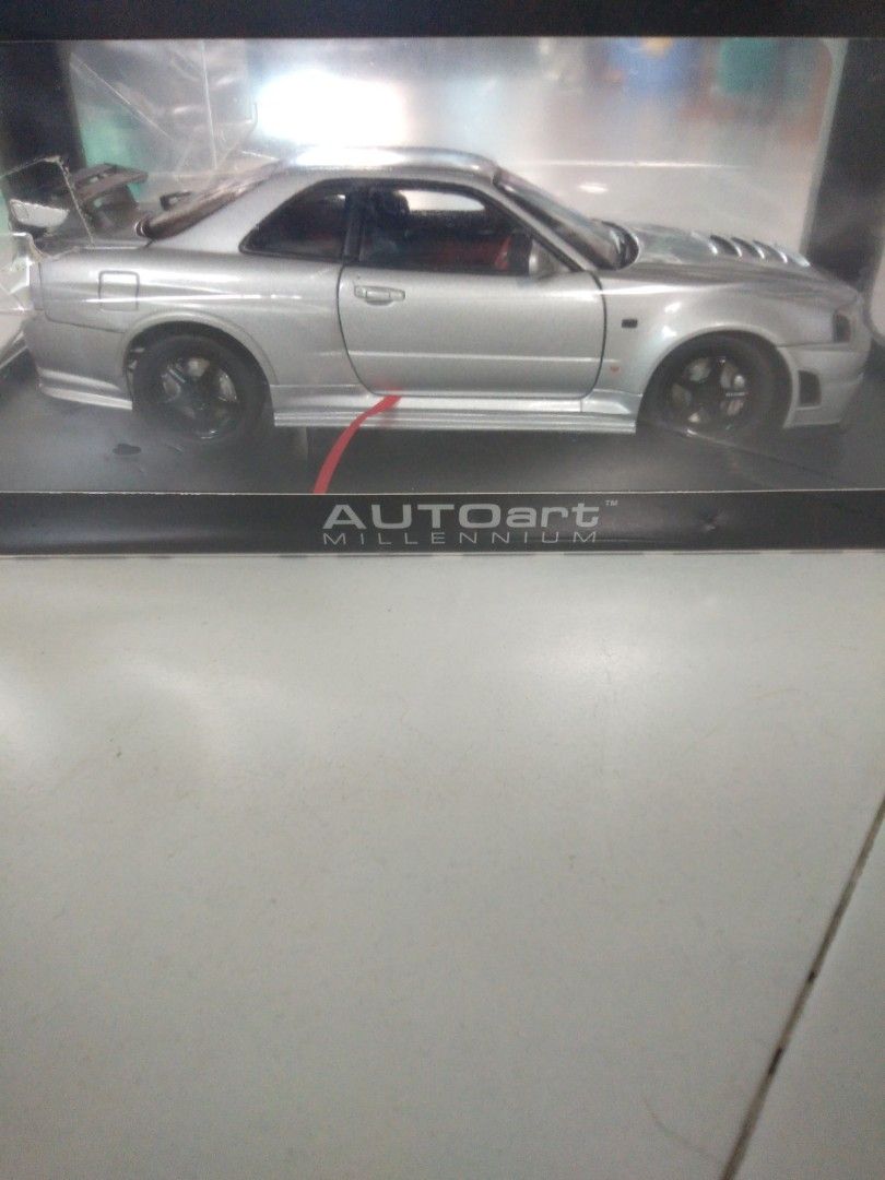 Original 1/18 Autoart Millennium Nissan Nismo R34 GT-R Z-Tune sliver ...