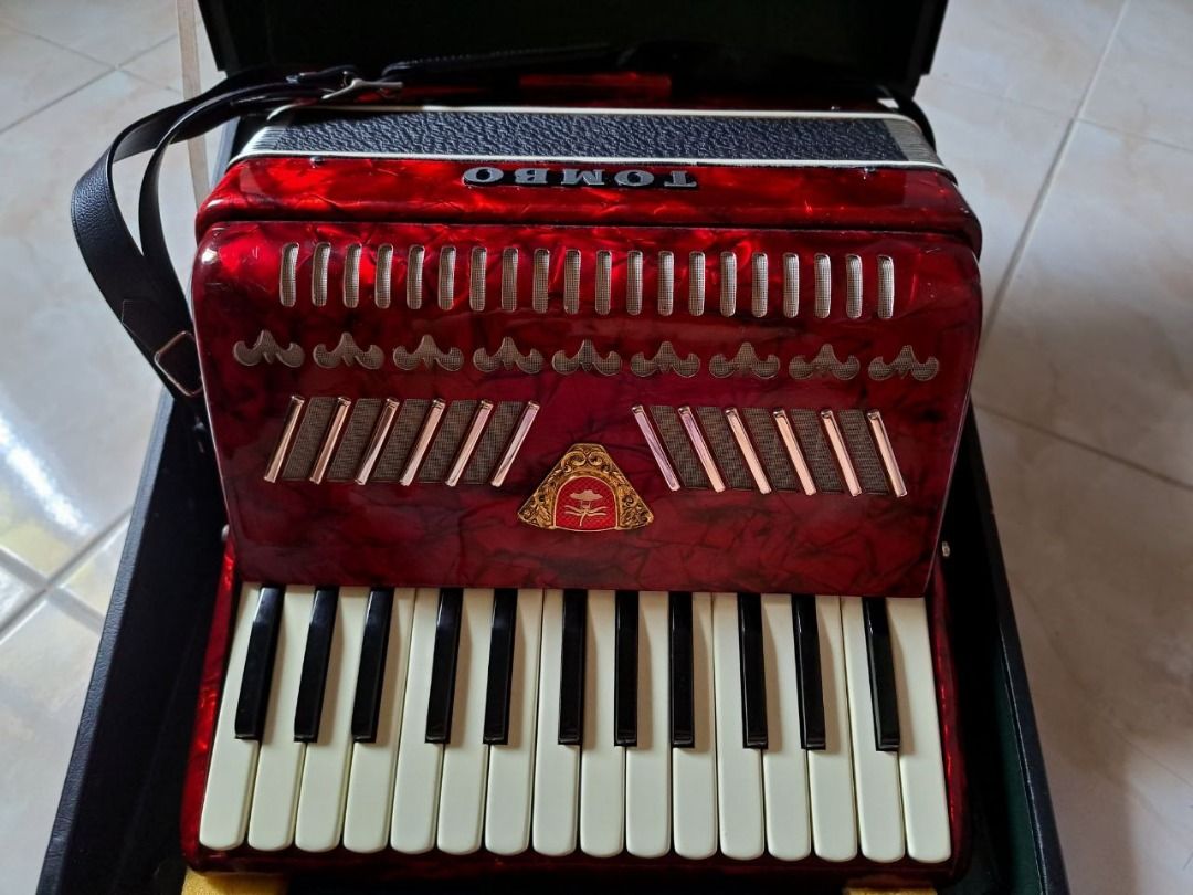 Accordion (TOMBO), Hobbies & Toys, Music & Media, Musical Instruments on Carousell