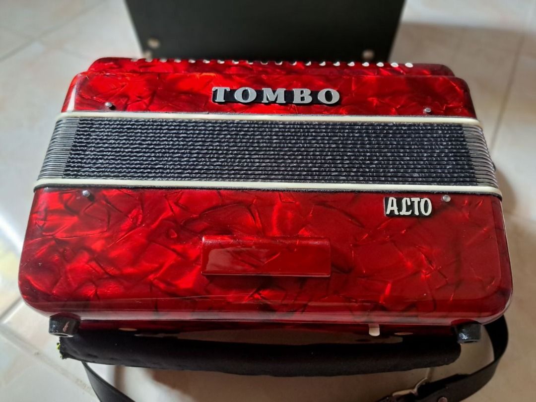 Accordion (TOMBO), Hobbies & Toys, Music & Media, Musical Instruments on Carousell