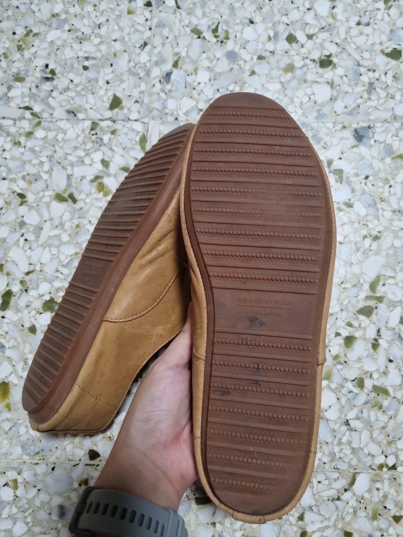 Anothersole Lucie II Maca, Women's Fashion, Footwear, Flats on Carousell