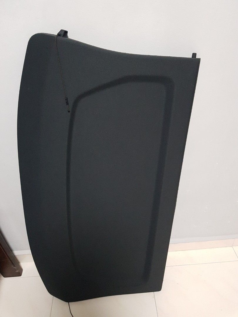Audi Q3 Rear Parcel Shelf, Car Accessories, Accessories on Carousell
