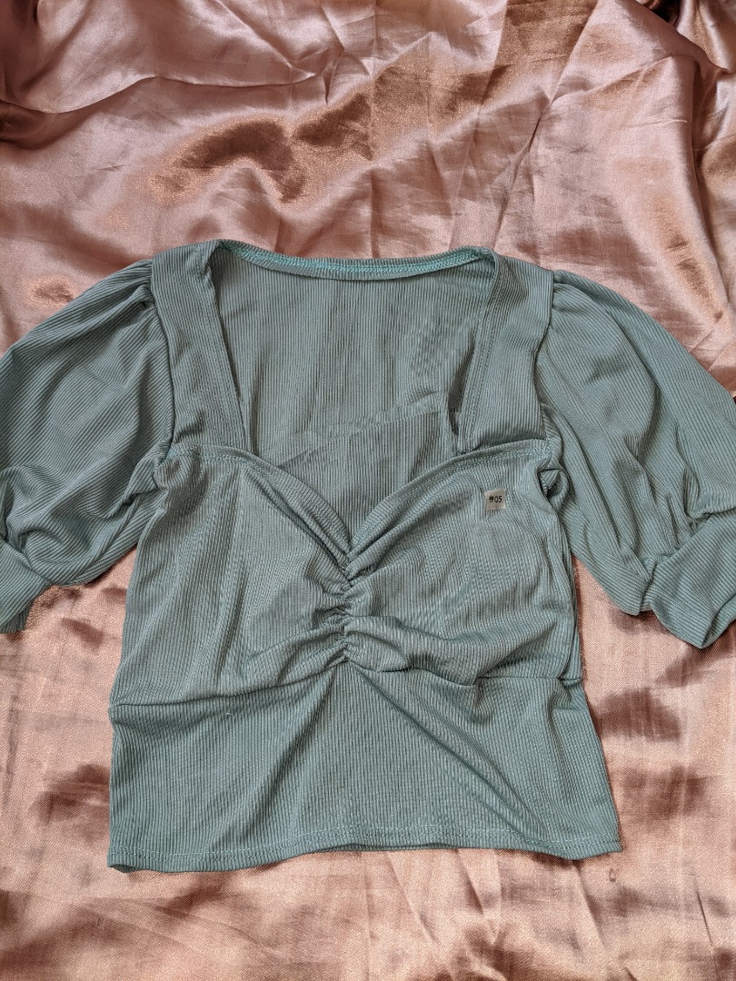 BRANDED AND NO BRAND TOPS AND CROPTOPS, Women's Fashion, Tops, Others ...