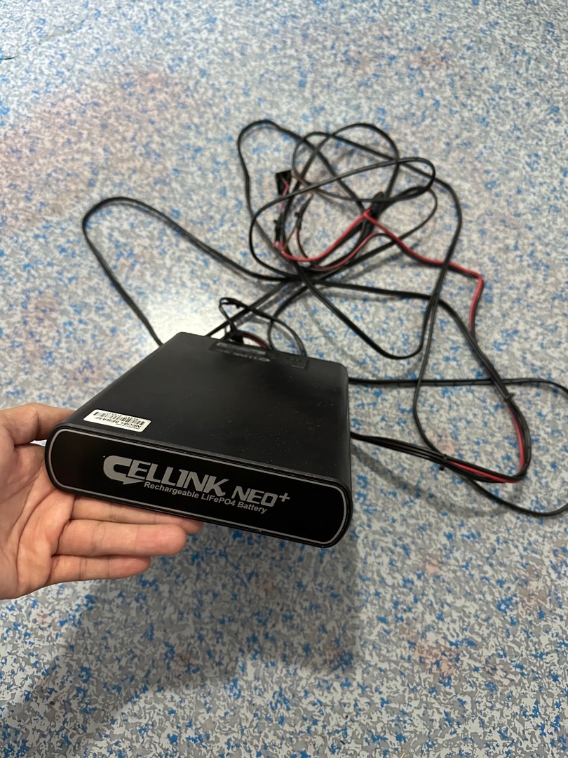 Cellink Neo 8+ power pack, Car Accessories, Accessories on Carousell