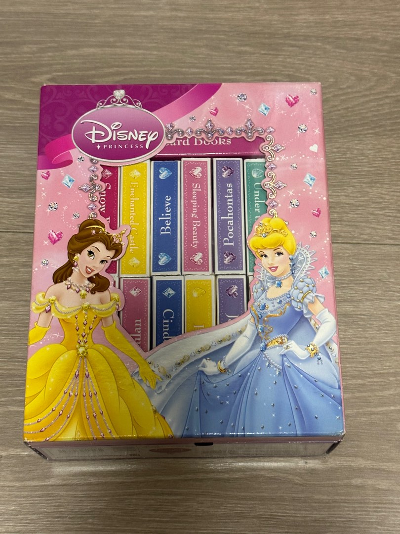 Disney Princess 12 Board Books, 興趣及遊戲, 書本 & 文具, 兒童書籍 - Carousell