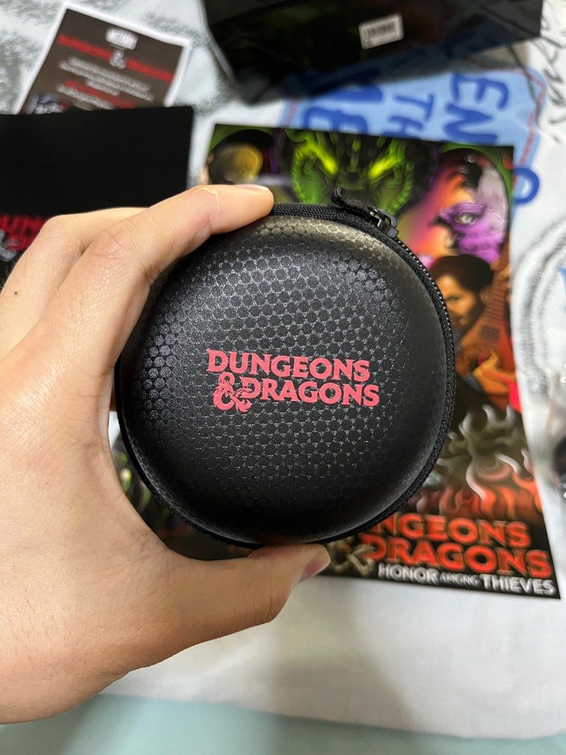 Dungeons & Dragons Collector Set / Merchandise Set, Hobbies & Toys ...