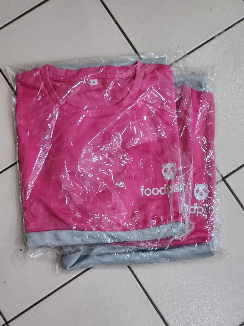 Foodpanda Tshirt L x2 Brand New, Men's Fashion, Tops & Sets, Tshirts ...