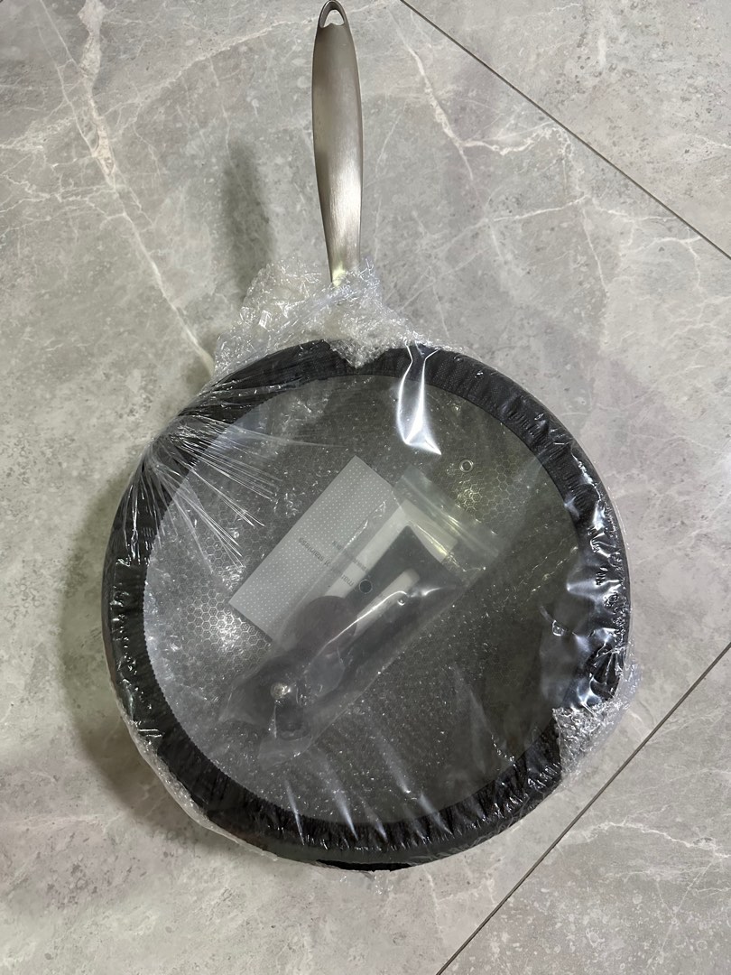 Frying Pan, Furniture & Home Living, Kitchenware & Tableware, Cookware ...