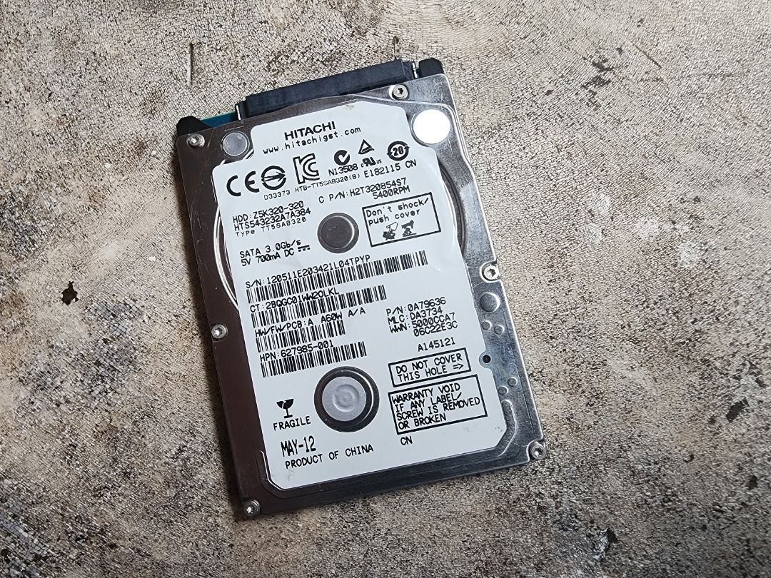 Hardisk HDD Internal PC Laptop 2.5 Hitachi 320GB SATA 00, Elektronik ...