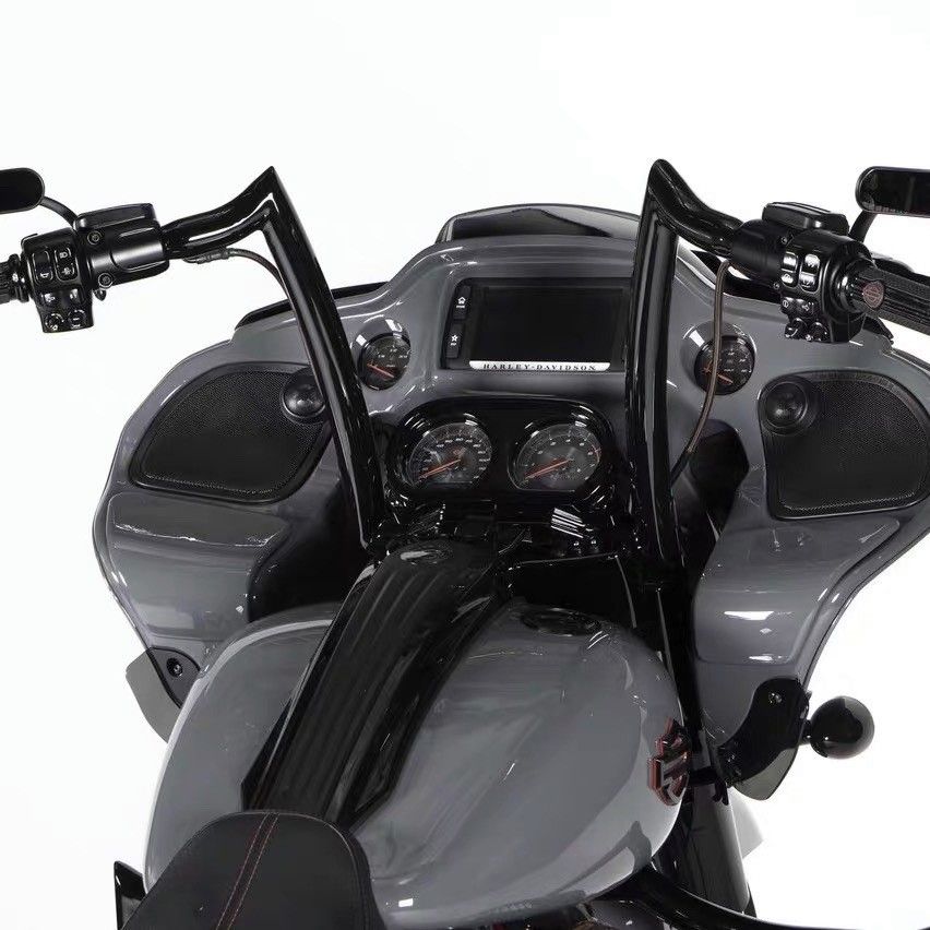 Harley-davidson Road Glide handle bar, Motorbikes on Carousell