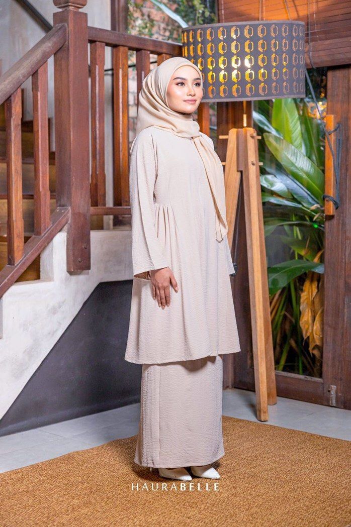 Haurabelle Widuri Kurung (Nude), Women's Fashion, Muslimah Fashion, Baju Kurung & sets on Carousell