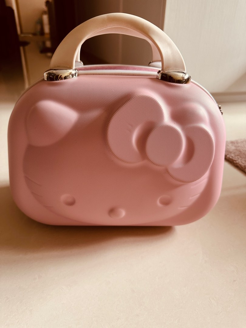 Hello Kitty Makeup Box, Hobbies & Toys, Travel, Travel Essentials ...