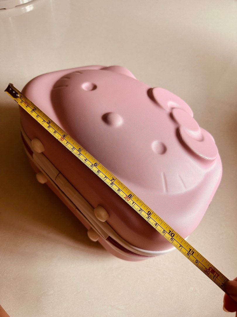 Hello Kitty Makeup Box, Hobbies & Toys, Travel, Travel Essentials ...