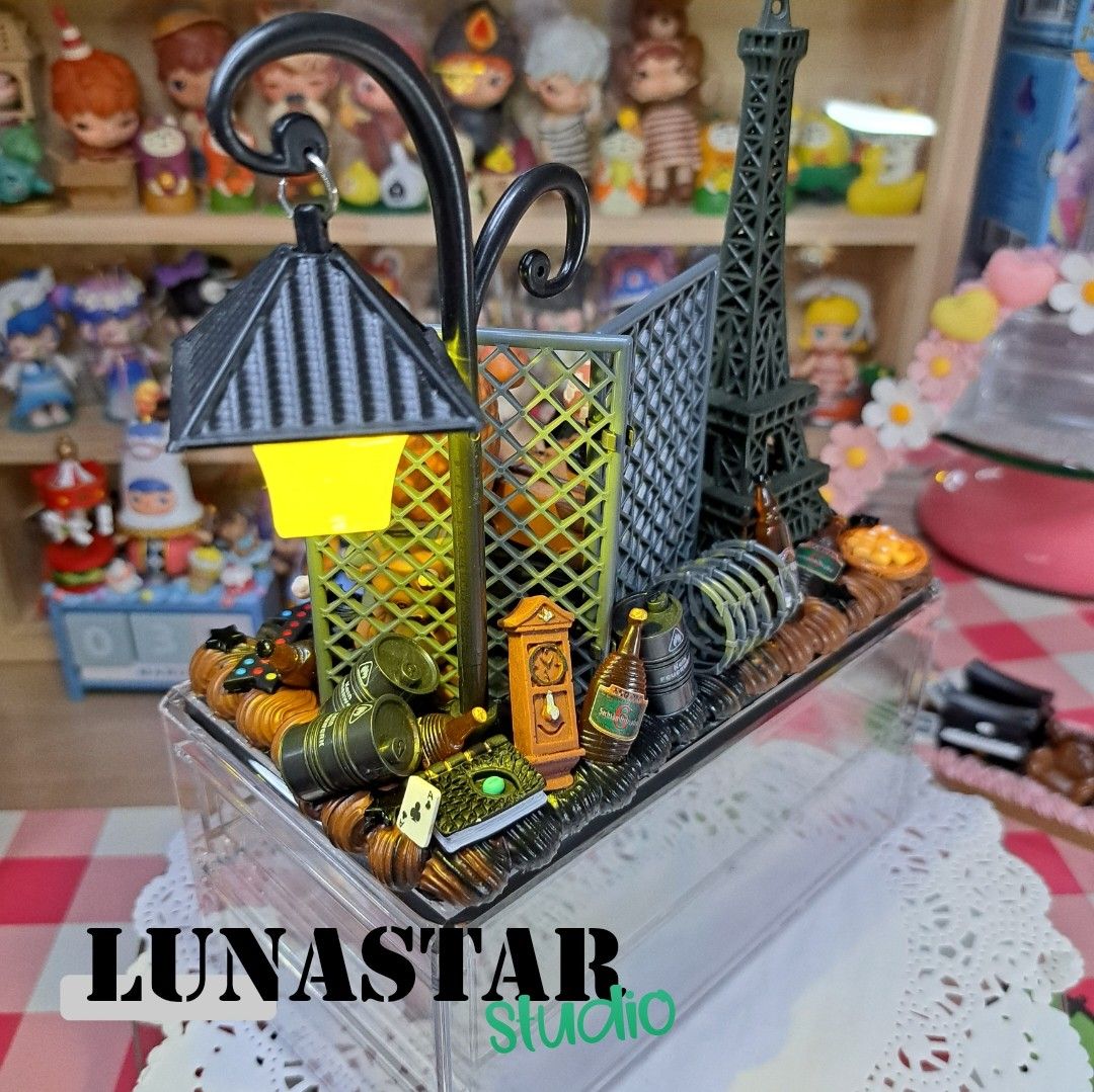 Hirono Vagrancy display, Hobbies & Toys, Toys & Games on Carousell