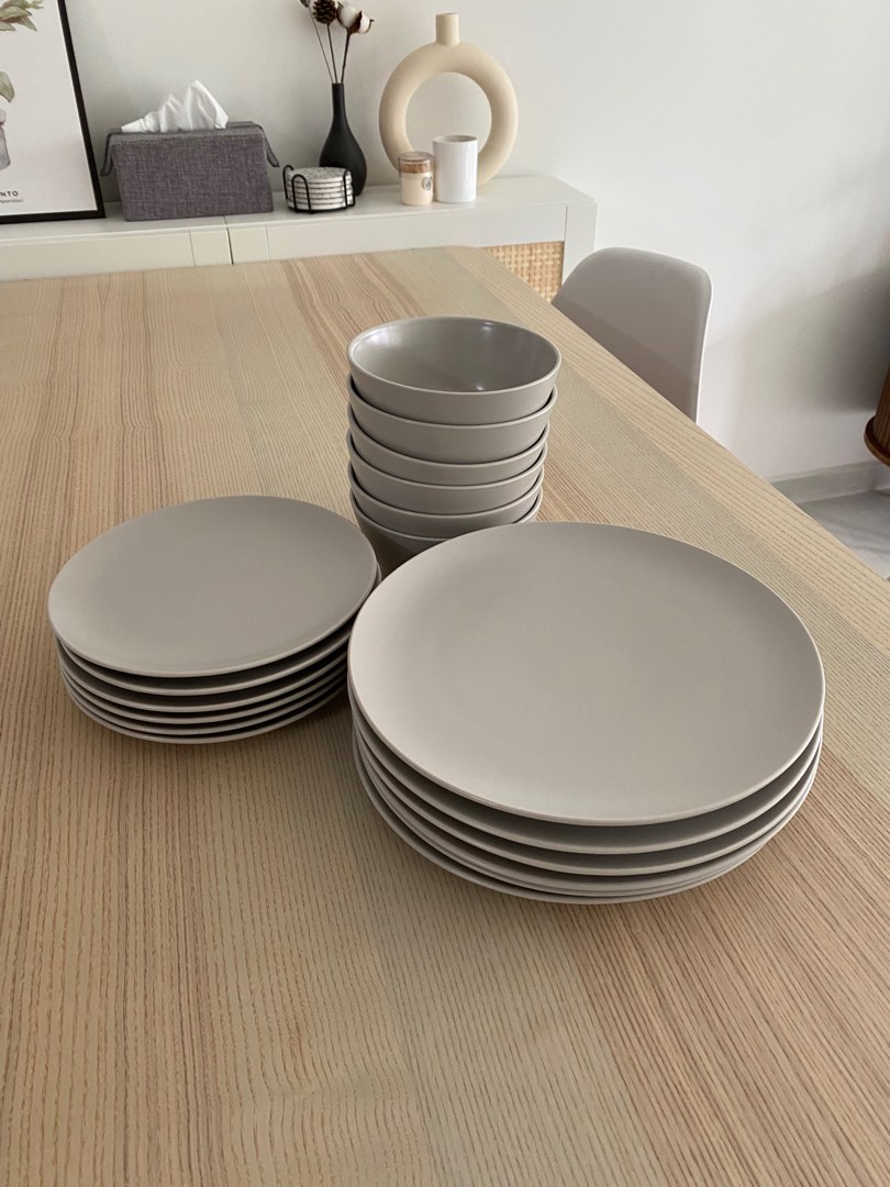 Ikea 18 piece Dinera dinnerware set (plate, side plate, bowl ...