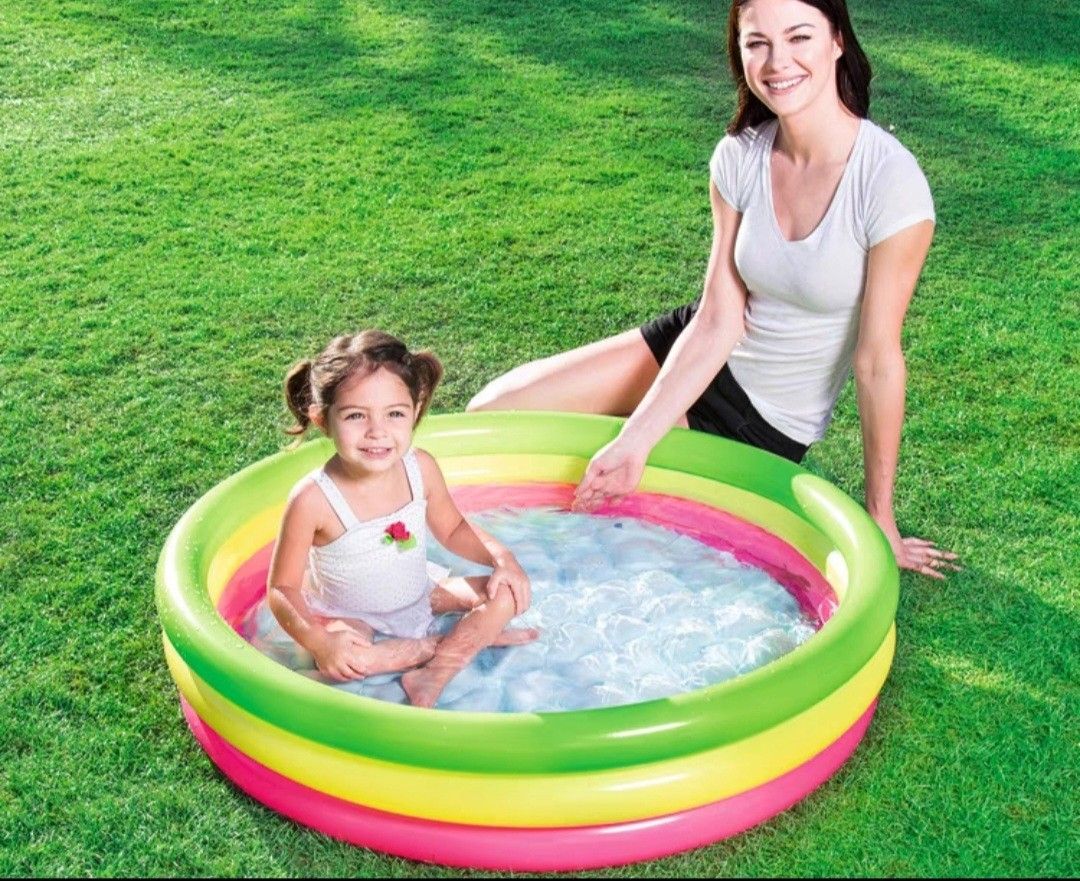 Intex rainbow pool 102cmx25cm, free balls, Babies & Kids, Infant ...