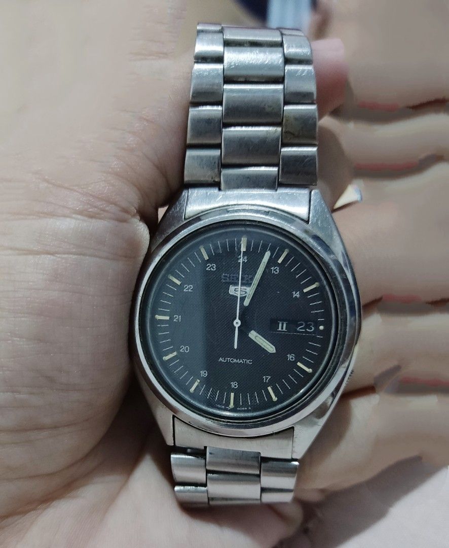 Jam seiko original, Fesyen Pria, Jam Tangan di Carousell