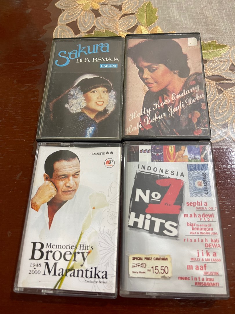 KASET, Hobbies & Toys, Music & Media, Music Scores on Carousell