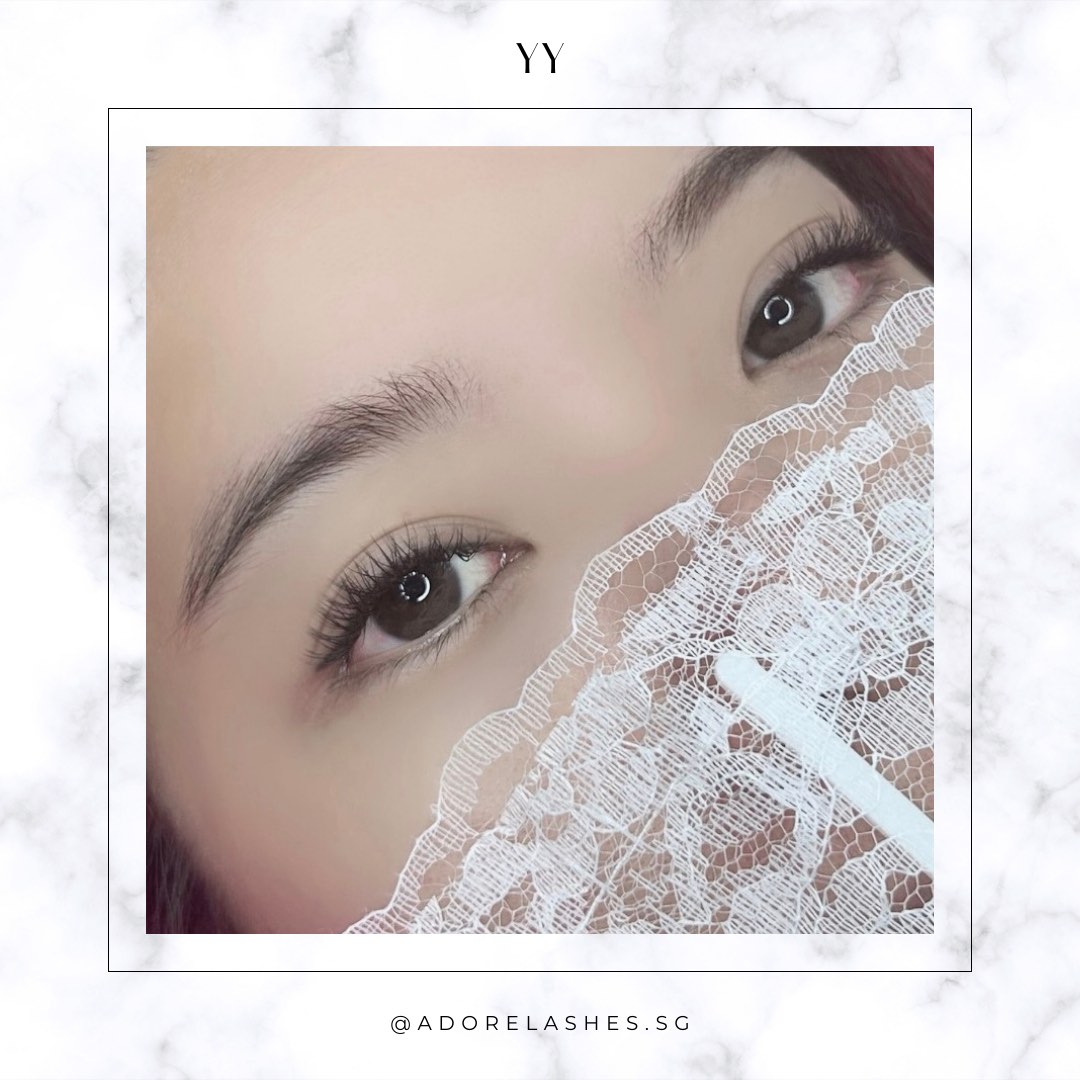 Lash model, Bulletin Board, Looking For on Carousell
