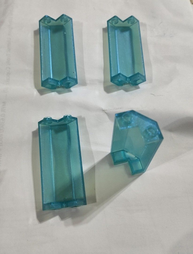 Lego panel 2x2x5 corner wall, Hobbies & Toys, Toys & Games on Carousell