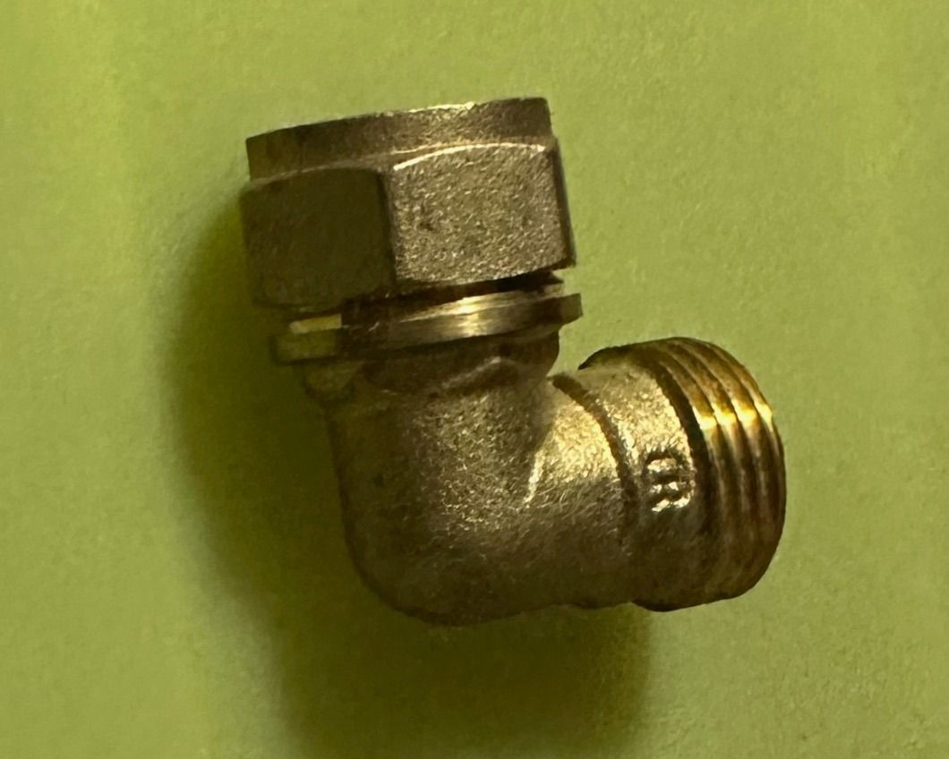 L-shaped joint, Furniture & Home Living, Bathroom & Kitchen Fixtures on ...