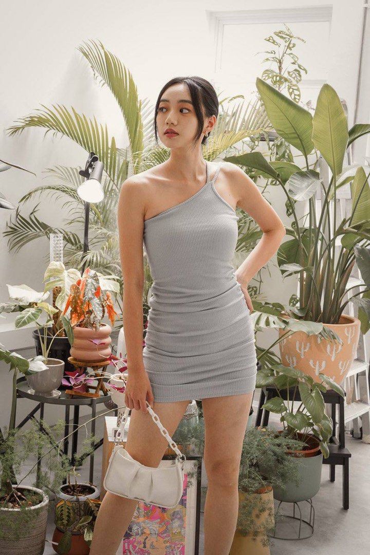 (M) Mikayla Reanne Ribbed Dress in Blue, Women's Fashion, Dresses & Sets, Dresses on Carousell