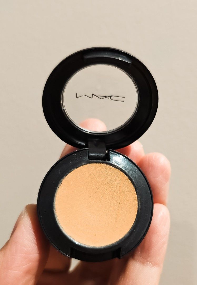 MAC Studio Finish Concealer SPF 35 NW25, Beauty & Personal Care, Face ...