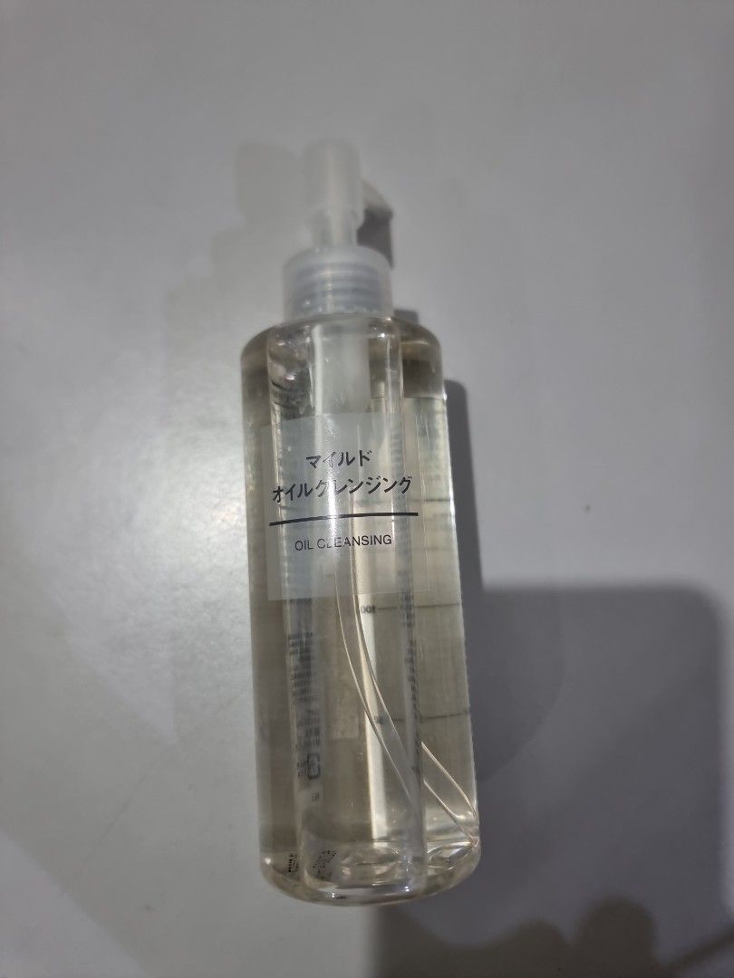 Muji Oil Cleanser, Beauty & Personal Care, Face, Face Care on Carousell