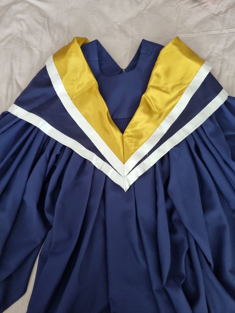 NTU graduation gown, Women's Fashion, Coats, Jackets and Outerwear on ...