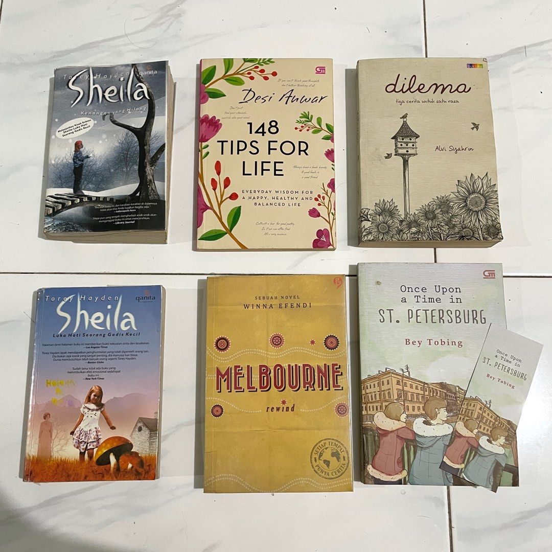 Obral Buku Novel Remaja Indonesia, Buku & Alat Tulis, Buku di Carousell