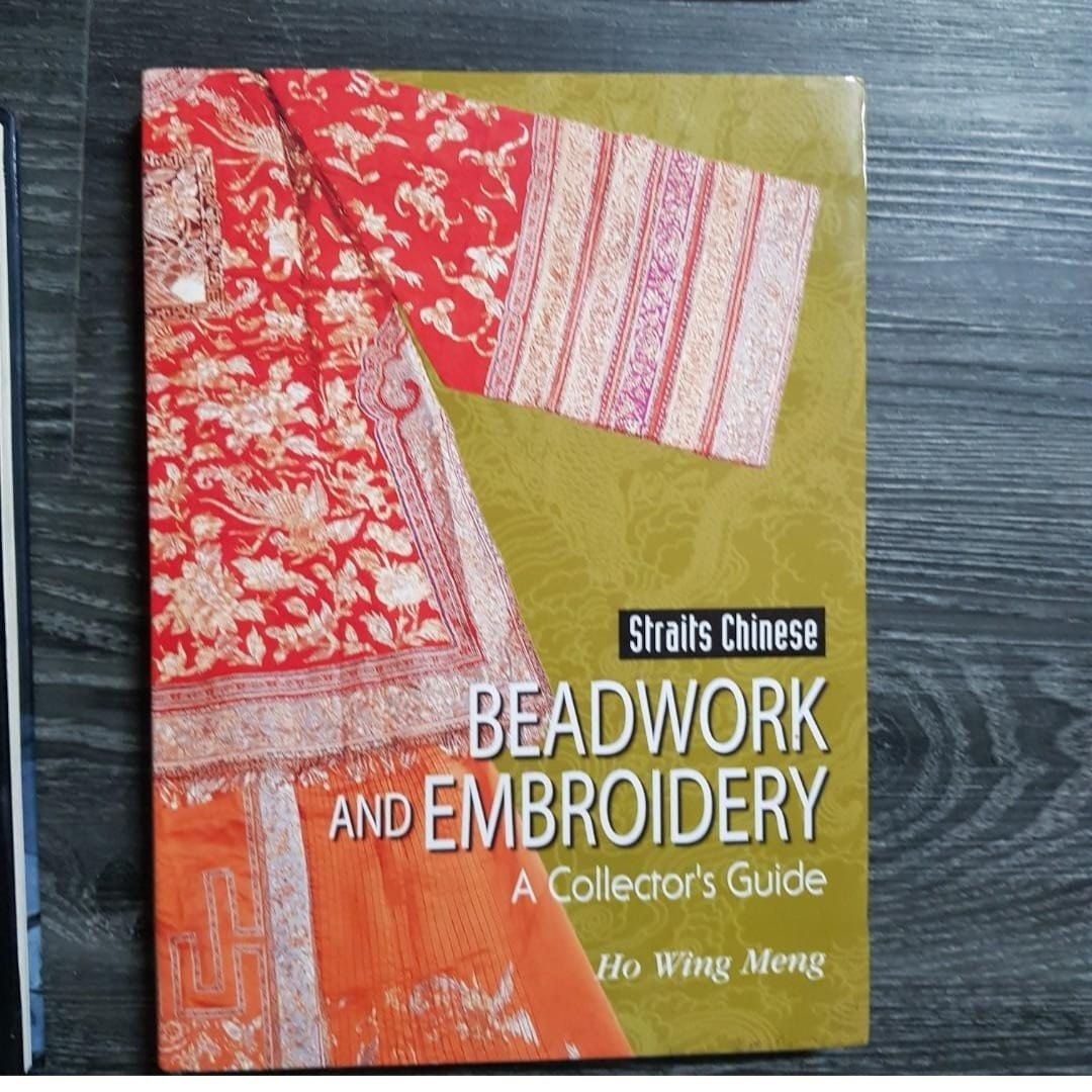 Peranakan Straits Chinese Collector's guide books / Furniture/ Beadwork ...