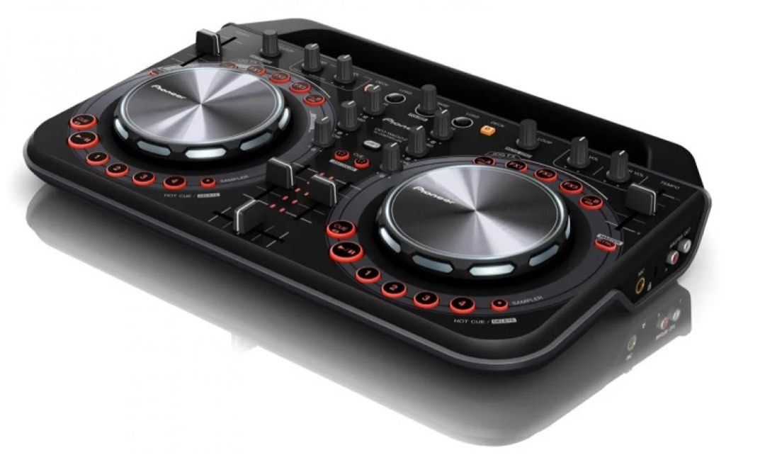 Pioneer DJ WeGo2 Controller, Audio, Portable Music Players on Carousell