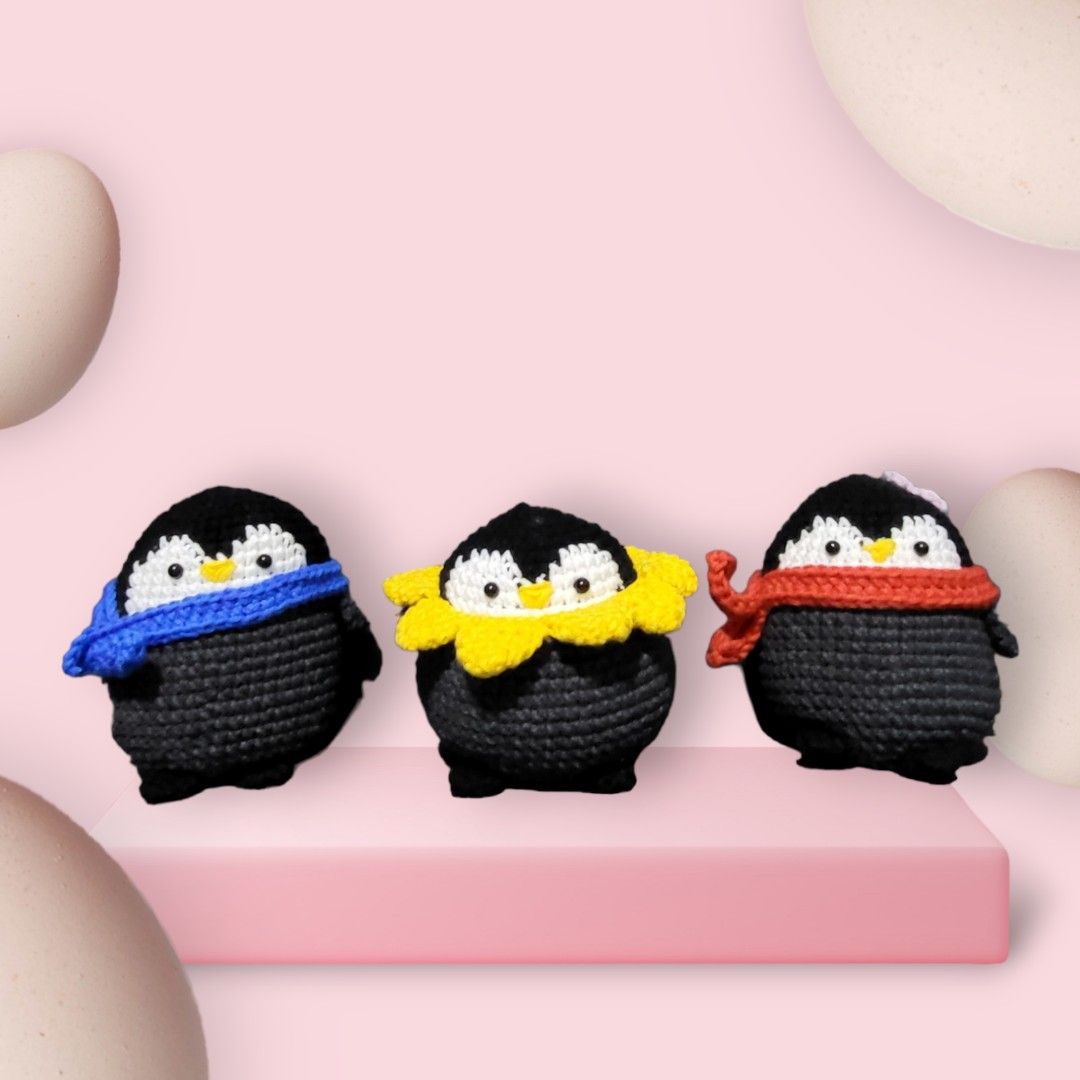 PO Crochet penguin sunflower, Hobbies & Toys, Stationery & Craft ...